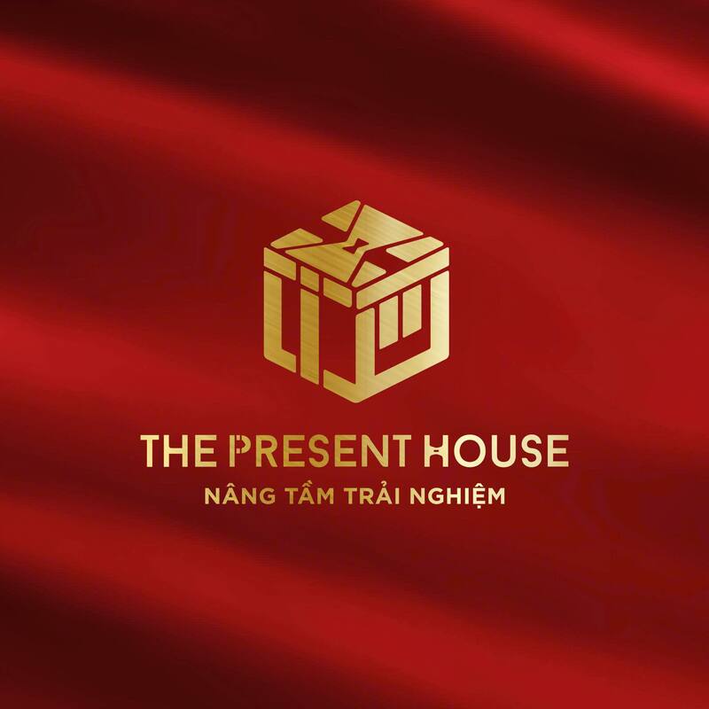 Villa | The PresentHouse